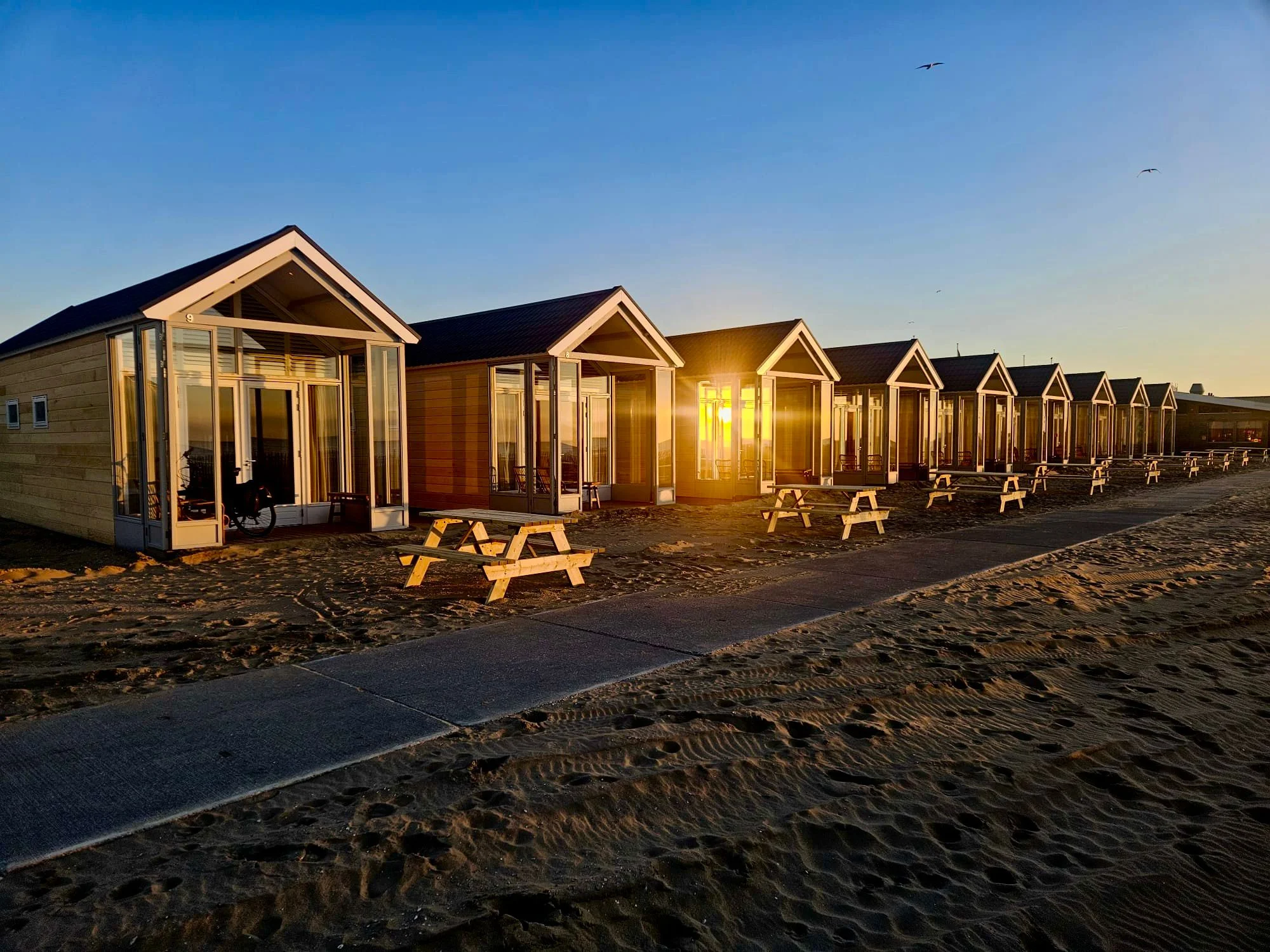 Strandhuisjes Skip Inn - Strandvakantiehuisjes Katwijk